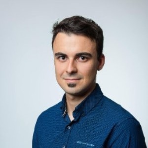 Martin Dvořák, Autor na Ekonews